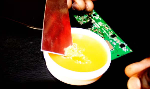 What is in Soldering Flux: Composition, Types, and Functions - Andwin ...